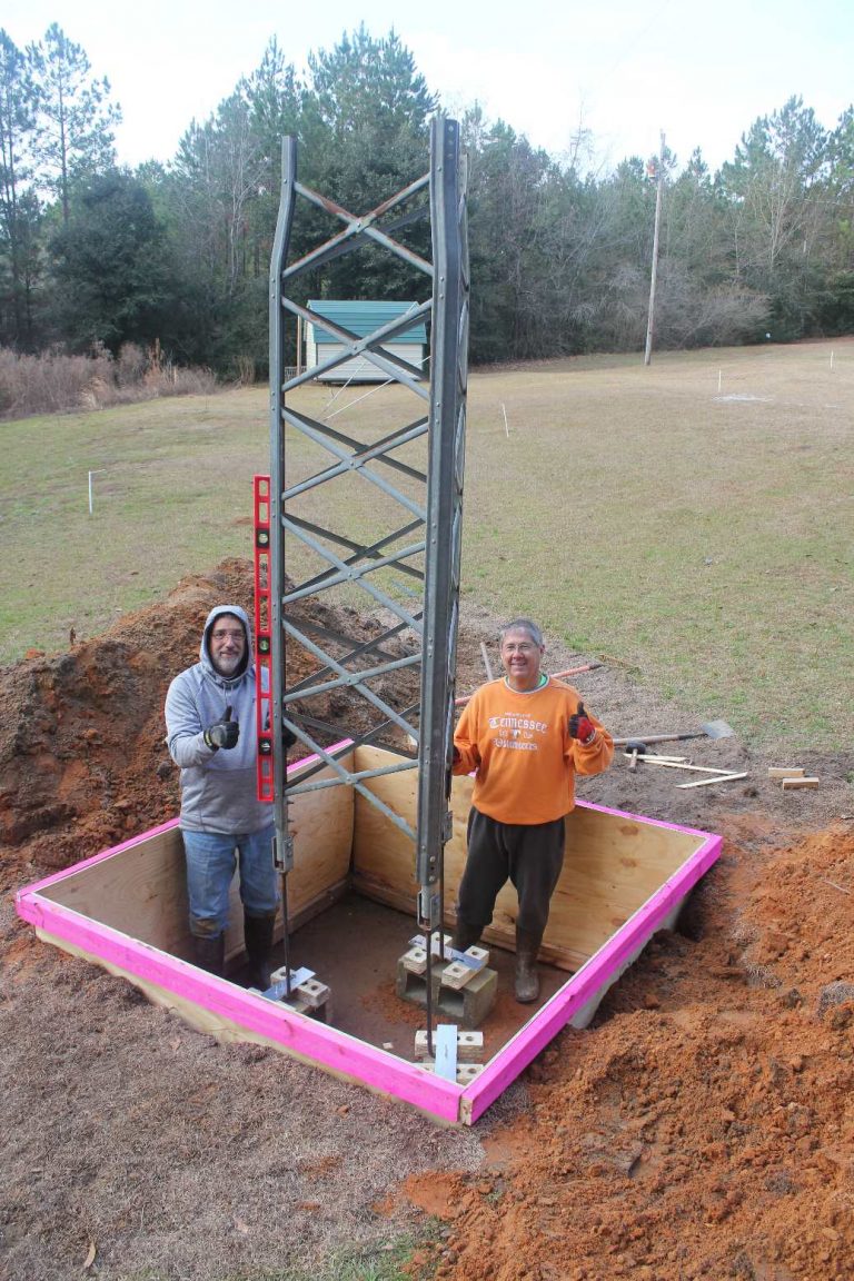 Rohn BX-64 Tower Install – W5UE